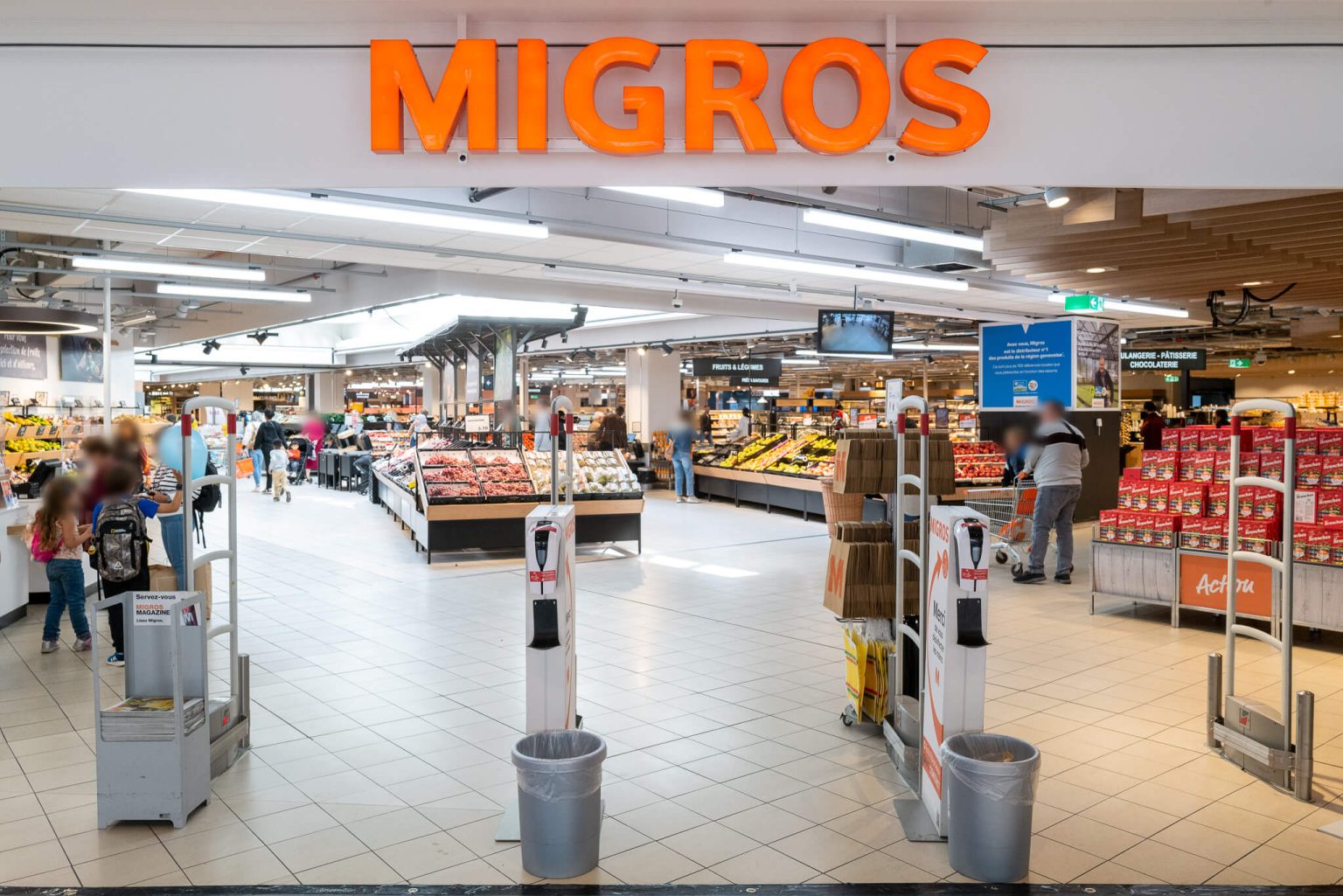 Interdiscount - Produit informatique et bureautique à Balexert Genève